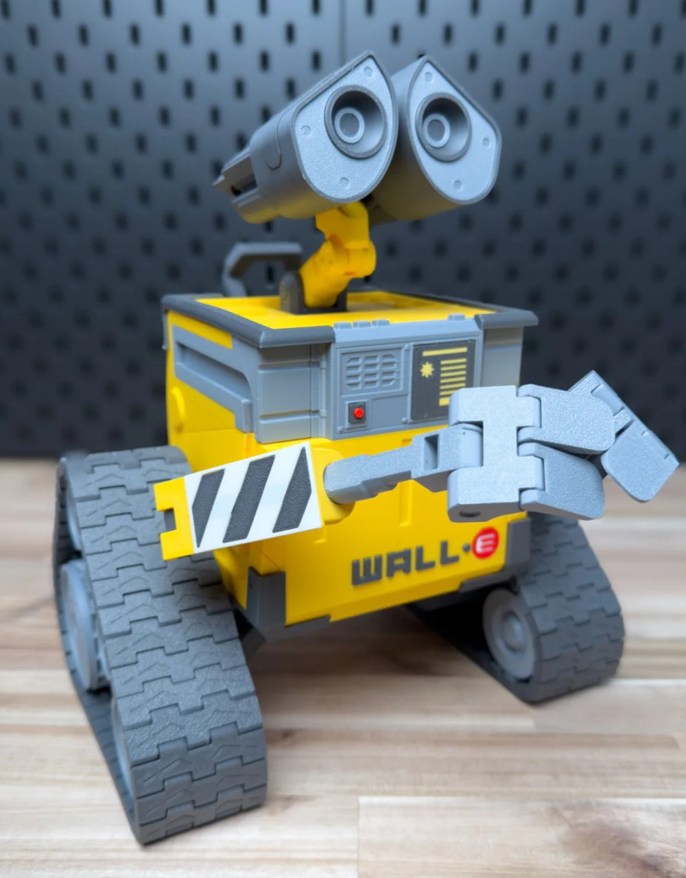 3D Printed WALL-E Building Kit – Disney Pixar Fan Model